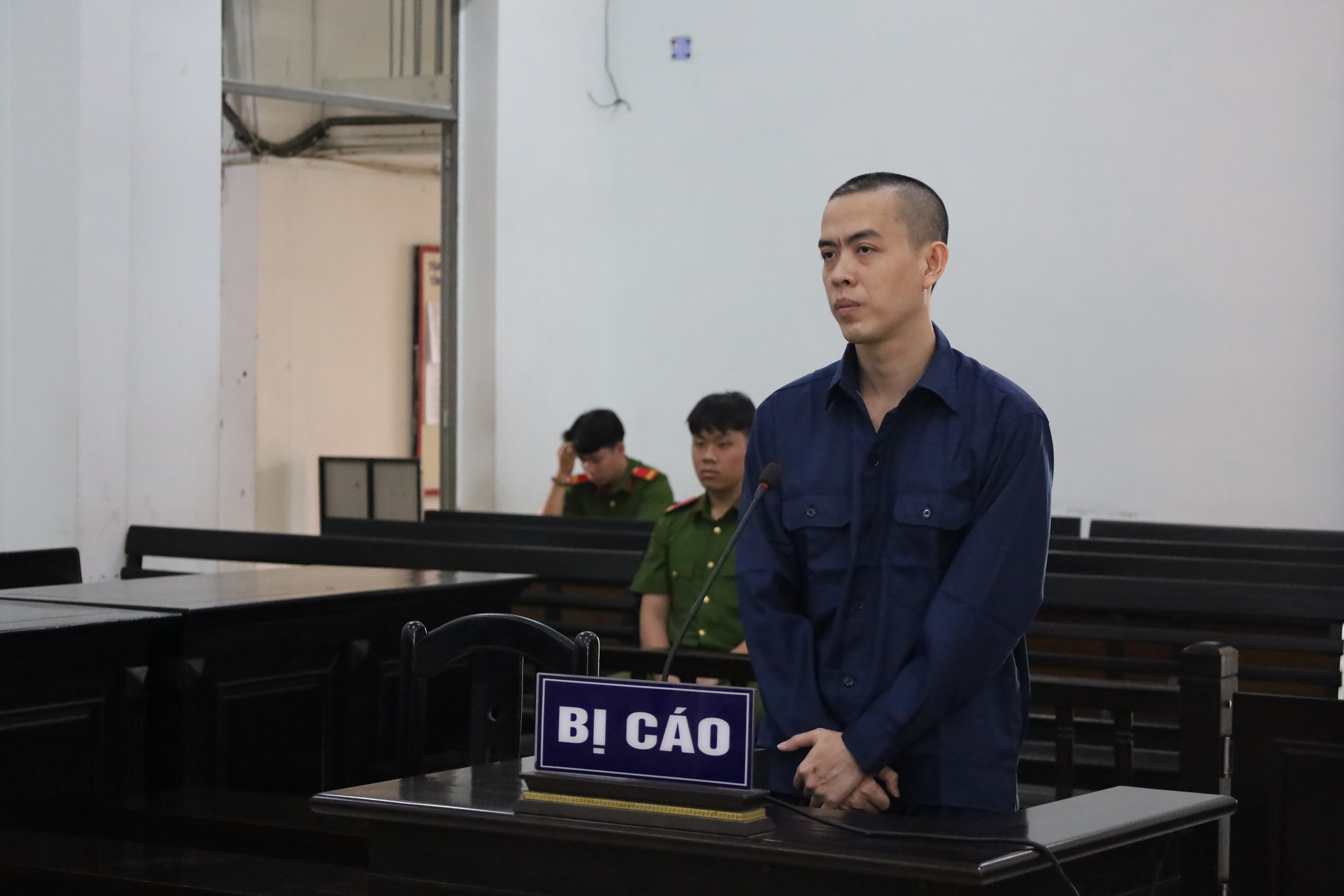 Vào tù vì lừa xin việc - Báo Khánh Hòa điện tử