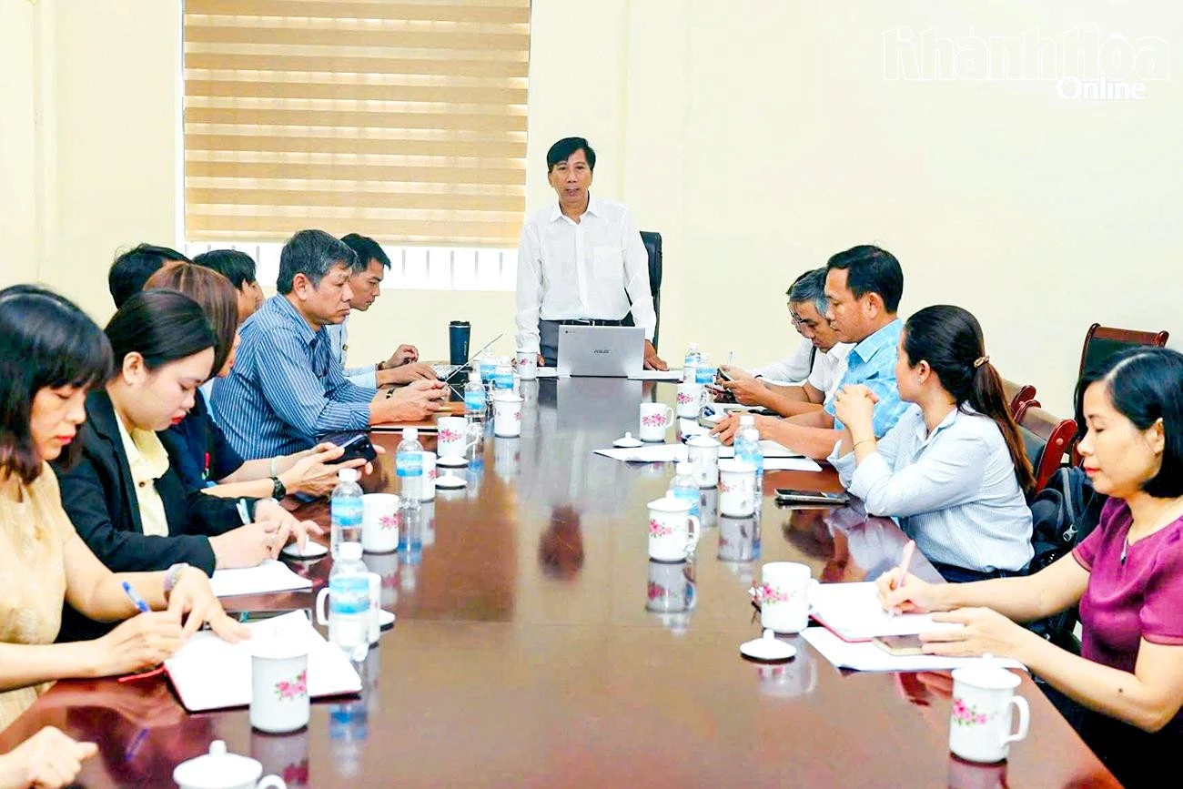 Tìm giải pháp tháo gỡ thiếu hụt hướng dẫn viên tiếng Nga - Báo Khánh ...